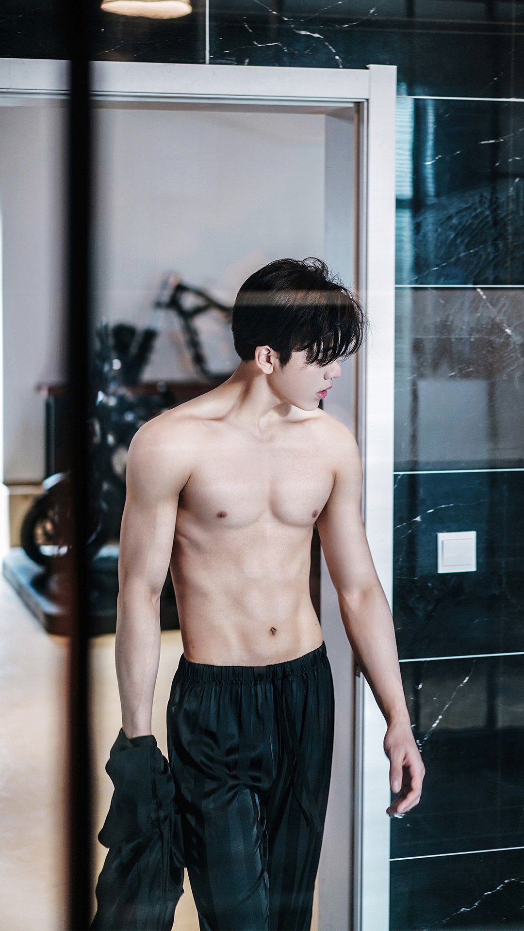 แจก WALLPAPER ซีรีส์จีนโรแมนติกใจฟู "Why Women Love บทเรียนรักฉบับนายเพลย์บอย"